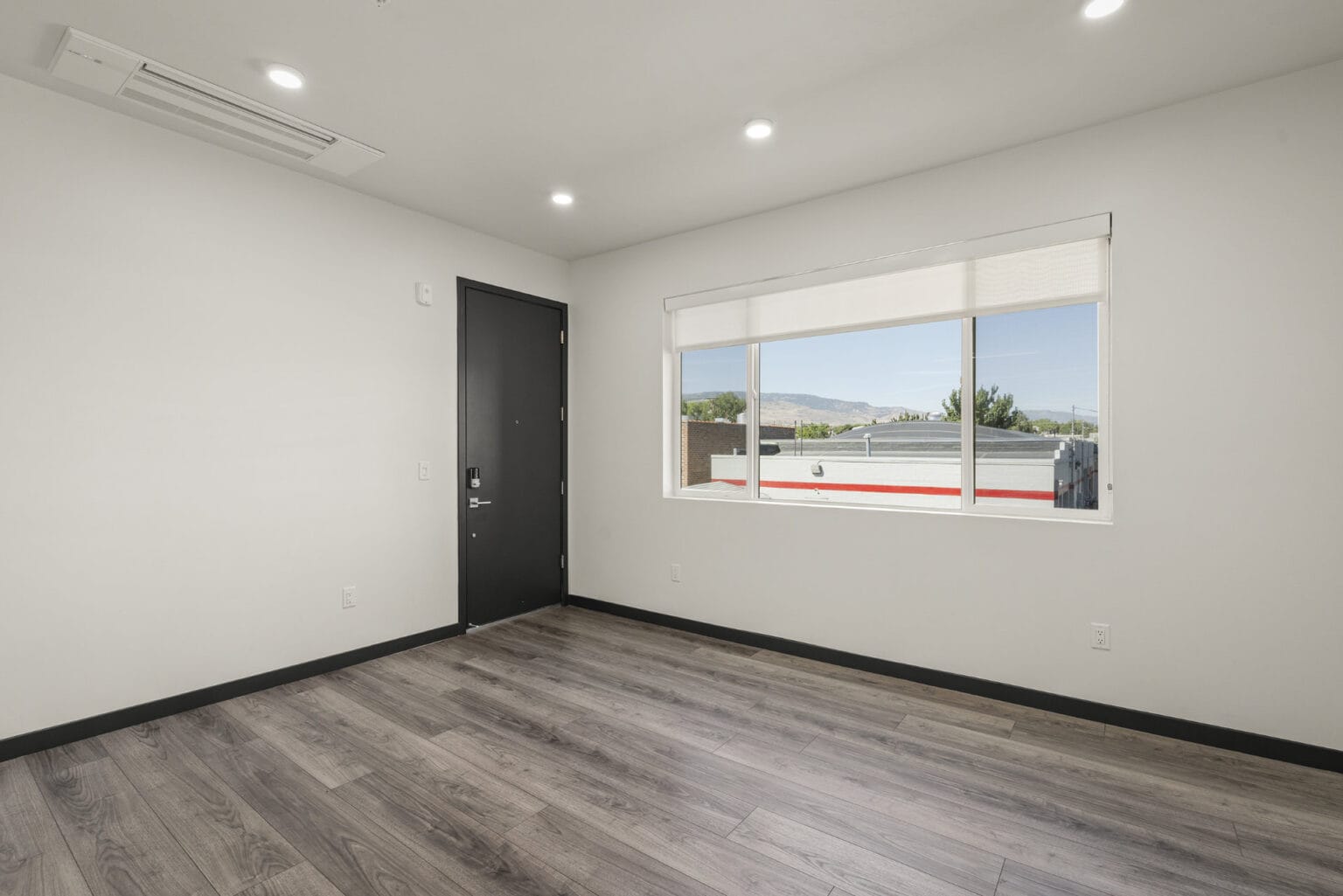 320 Grand Canyon | Luxury 1-Bedroom Apartments in Reno’s Midtown