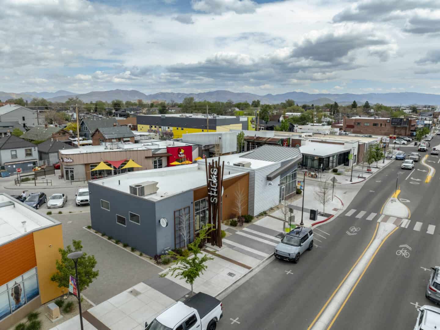 Live Near Midtown Reno | 320 Grand Canyon Apartments